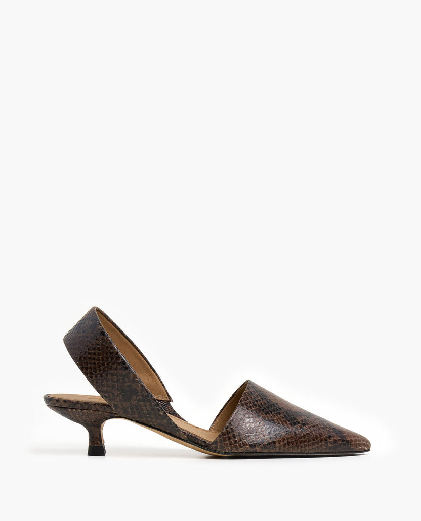 Flattered - Crafted Footwear and Leather Goods